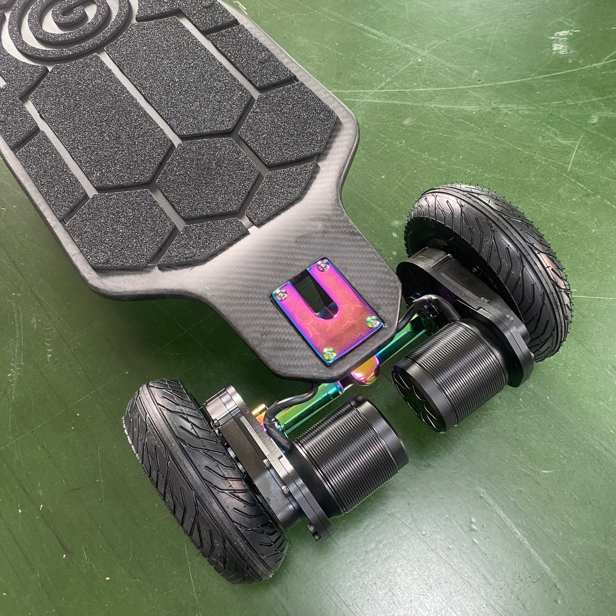 Ownboard Carbon ZEUS Max AWD - All Terrain Electric Skateboard with ...